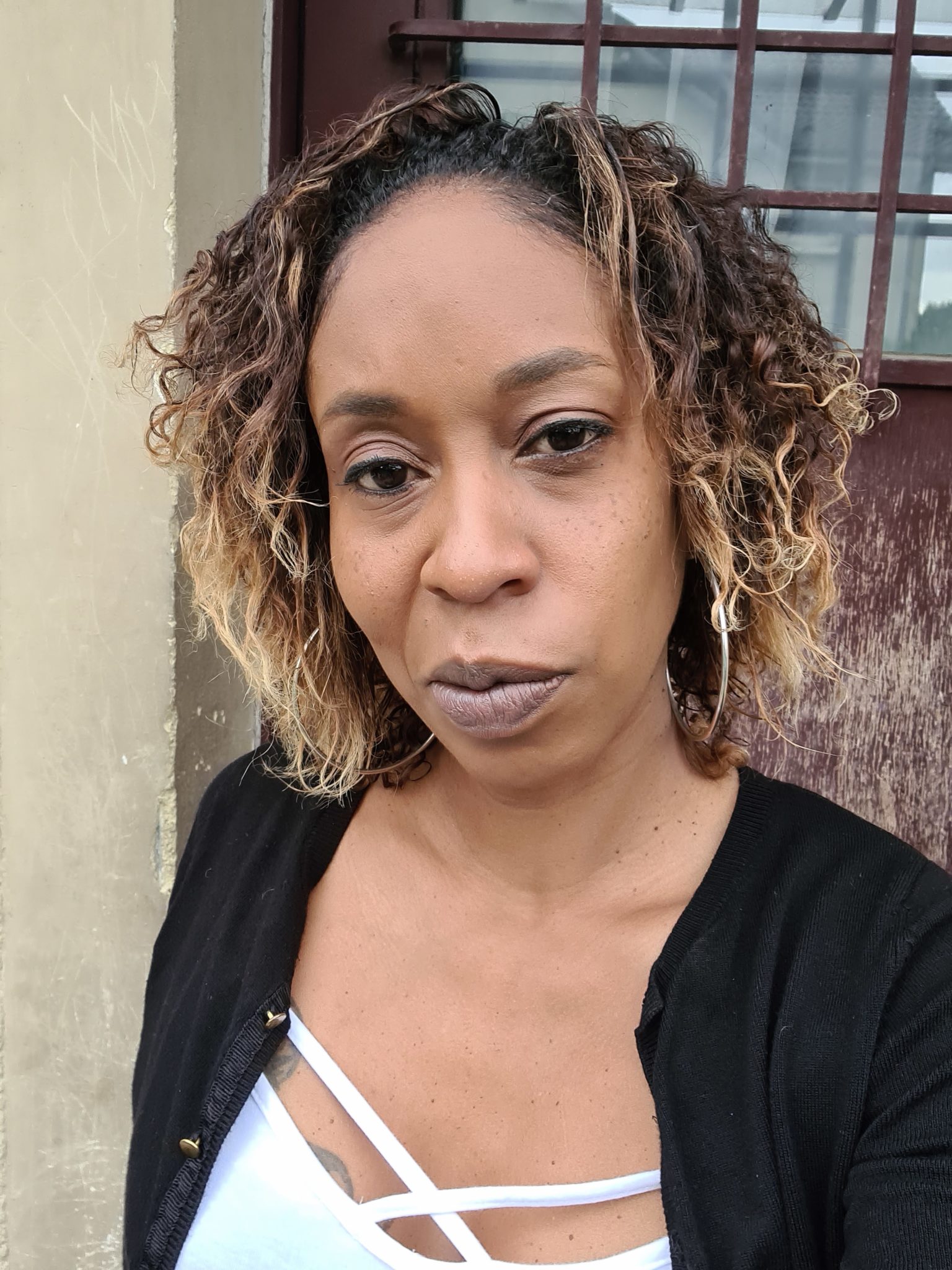 Myriam, more than 5 years of Lutéran, a Schwannome operated Amavea